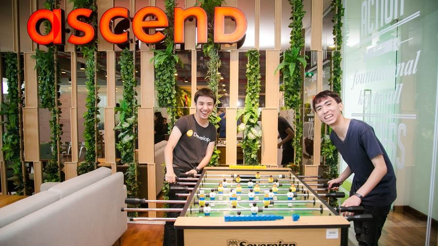 จับเข่าคุย Programmer จาก Ascend Group อยู่องค์กรแตกต่างจากเปิดบริษัทเองอย่างไร | Brand Inside