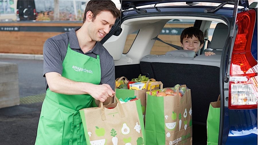 AmazonFresh เปิดบริการแบบ Drive-Through แค่สั่งของชำ แล้วขับรถมารับ ไม่ ...