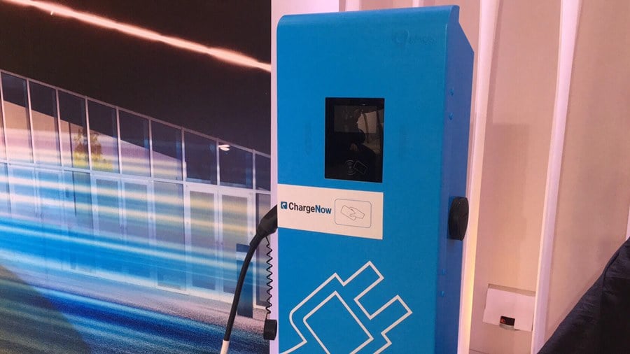 กระแสรถยนต์ไฟฟ้ามาจริง! BMW ร่วมกับ ChargeNow บุกส่งที่ชาร์จไฟรถทั่วไทย ...