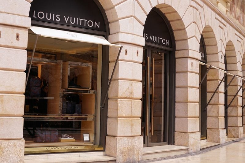 กลุ่ม LVMH ตั้ง Silicon Valley ต่อยอดนวัตกรรมให้สินค้า Luxury | Brand ...
