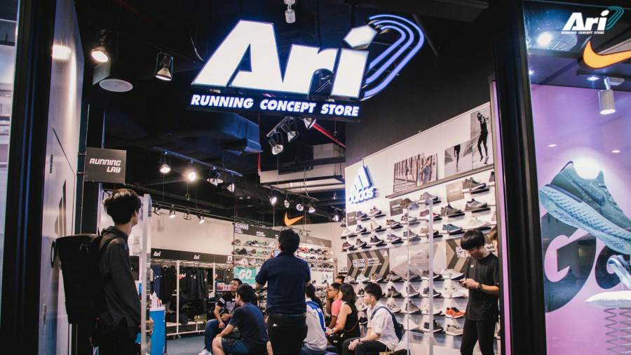 Ari ธุรกิจร้านขายแค่รองเท้า และอุปกรณ์ฟุตบอลรายเดียวของไทย | Brand Inside