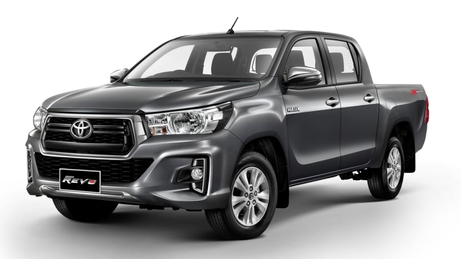 Toyota ส่ง Hilux Revo Z Edition กระบะแต่งซิ่ง | Brand Inside
