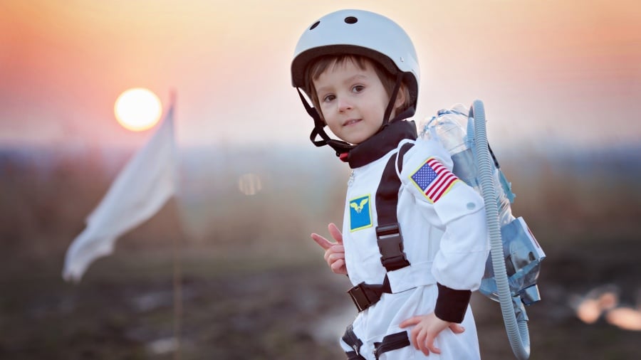 เด็กยุคนี้อยากเป็น YouTuber มากกว่า นักบินอวกาศ | Brand Inside