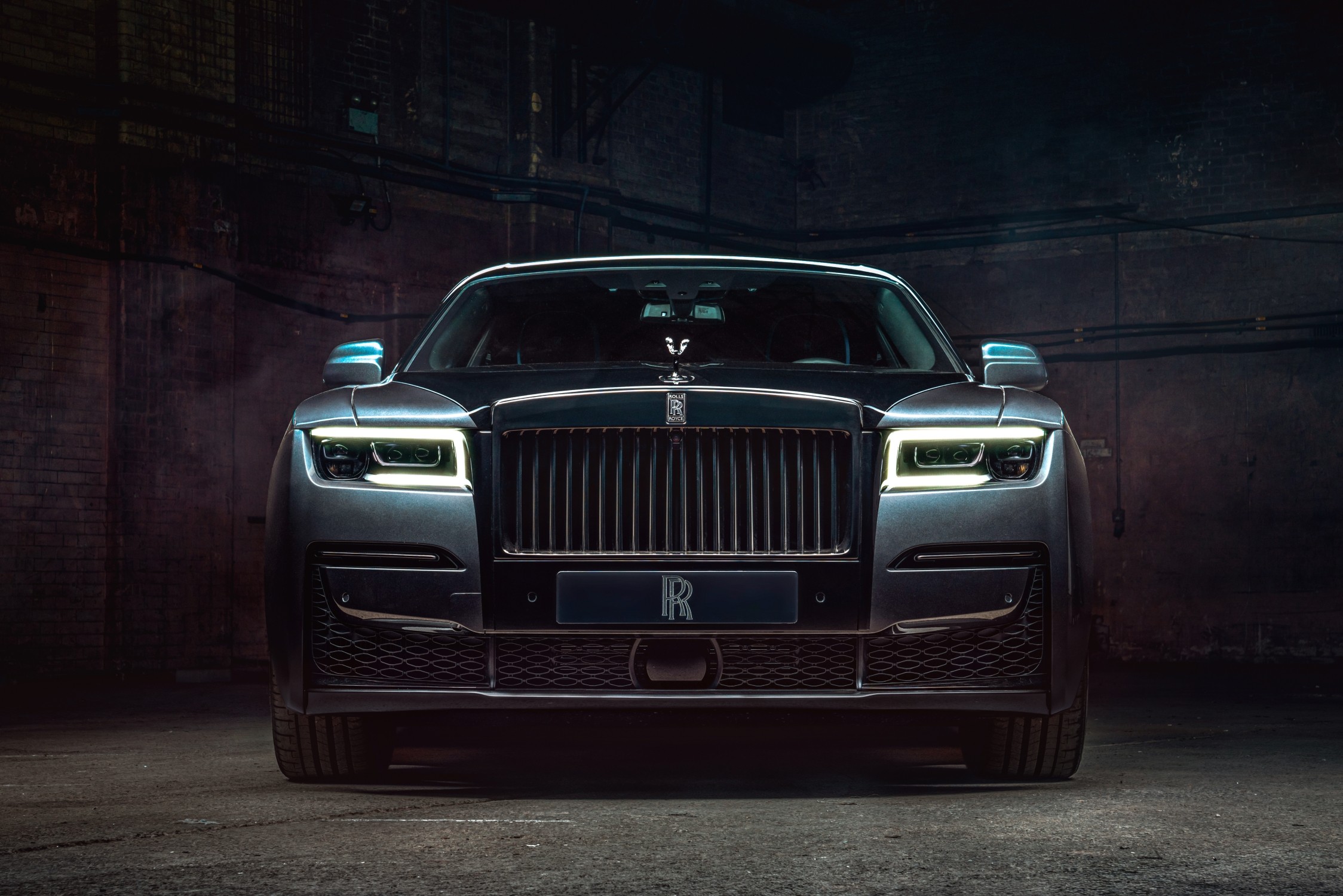 Rolls-Royce ถูกใจวัยรุ่น ทำอายุเฉลี่ยผู้ซื้อเหลือ 43 ปี | Brand Inside