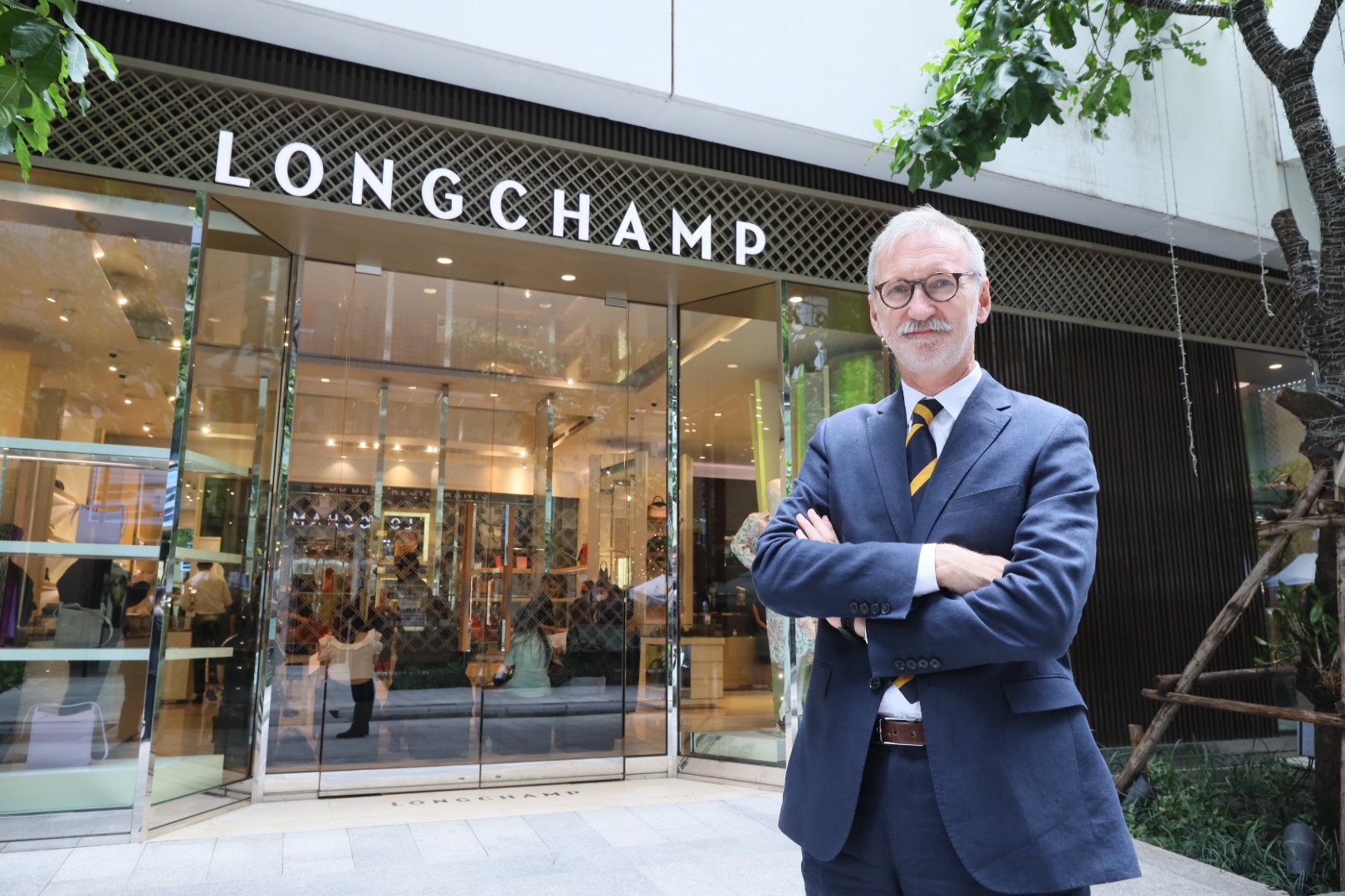 เปิดใจ ฌอง กาสแกร็ง CEO Longchamp กับภารกิจพาธุรกิจครอบครัวแข่งขันใน ...