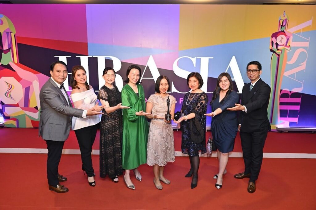 KBank คว้ารางวัล HR Asia Best Companies to Work for in Asia 2022 ...