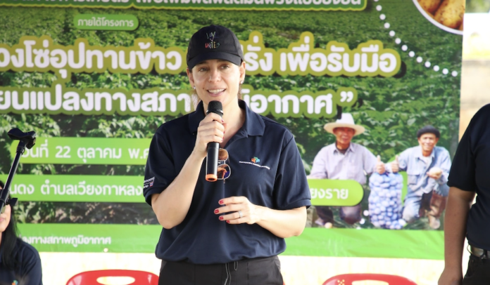 คุยเรื่องสิ่งแวดล้อมและความหลากหลาย กับ Monica Bauer รองประธานฝ่าย ...