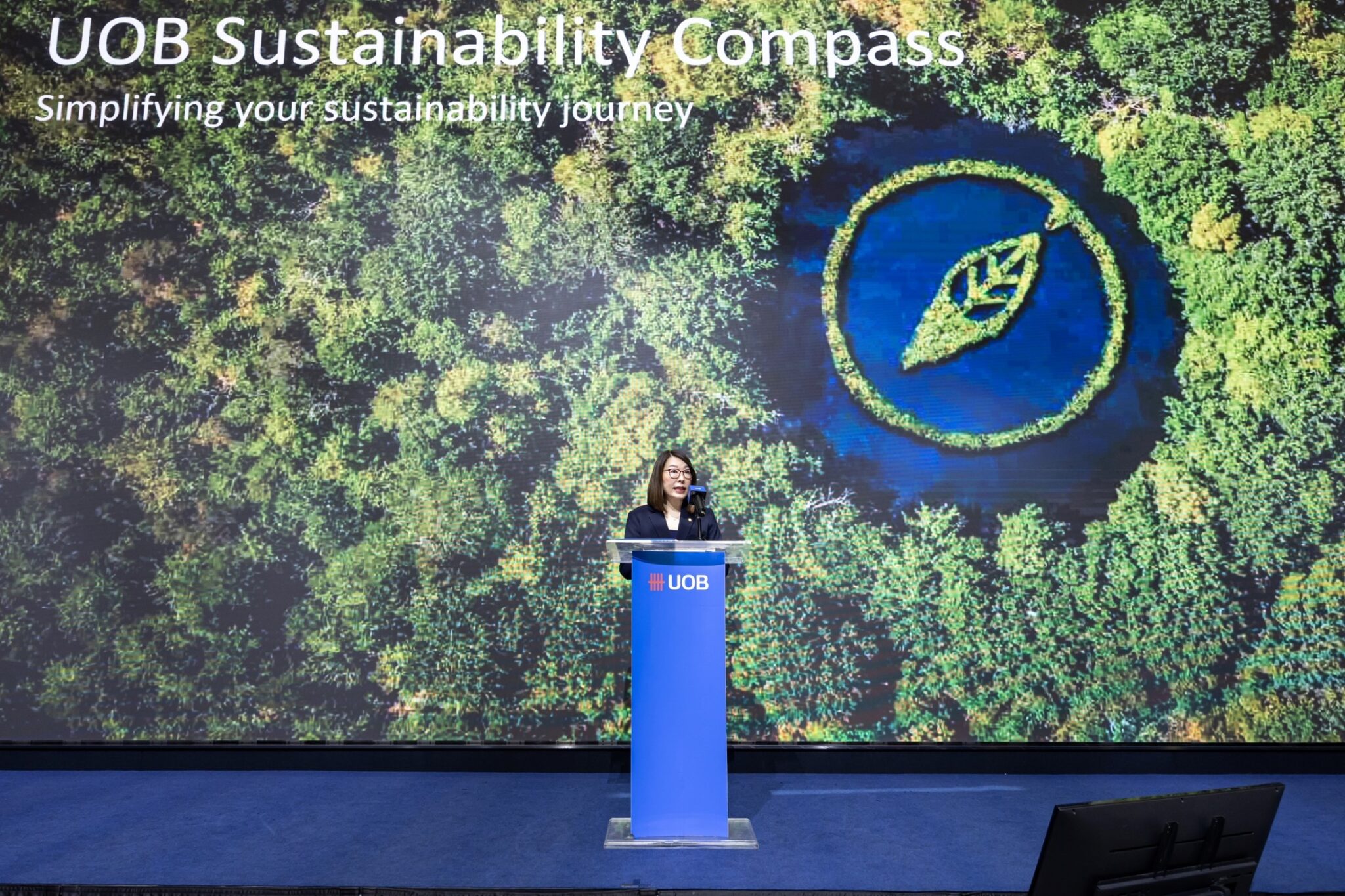 UOB Sustainability Compass Forum เสริมความรู้เอสเอ็มอี เริ่มต้นลด ...