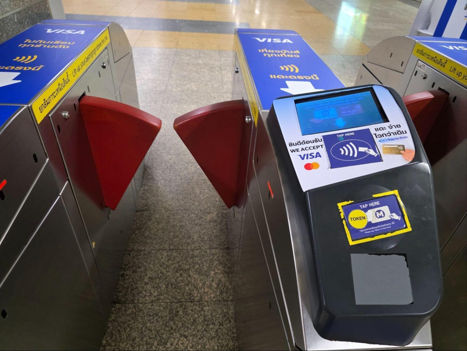 BEM ยกระดับ Smart Mobility เจาะลึกการใช้ EMV Contactless เปลี่ยนโฉมการเดินทาง MRT ให้สะดวก ...